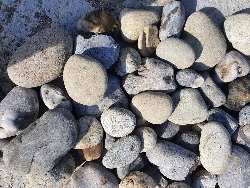 galet silico calcaire multicolor